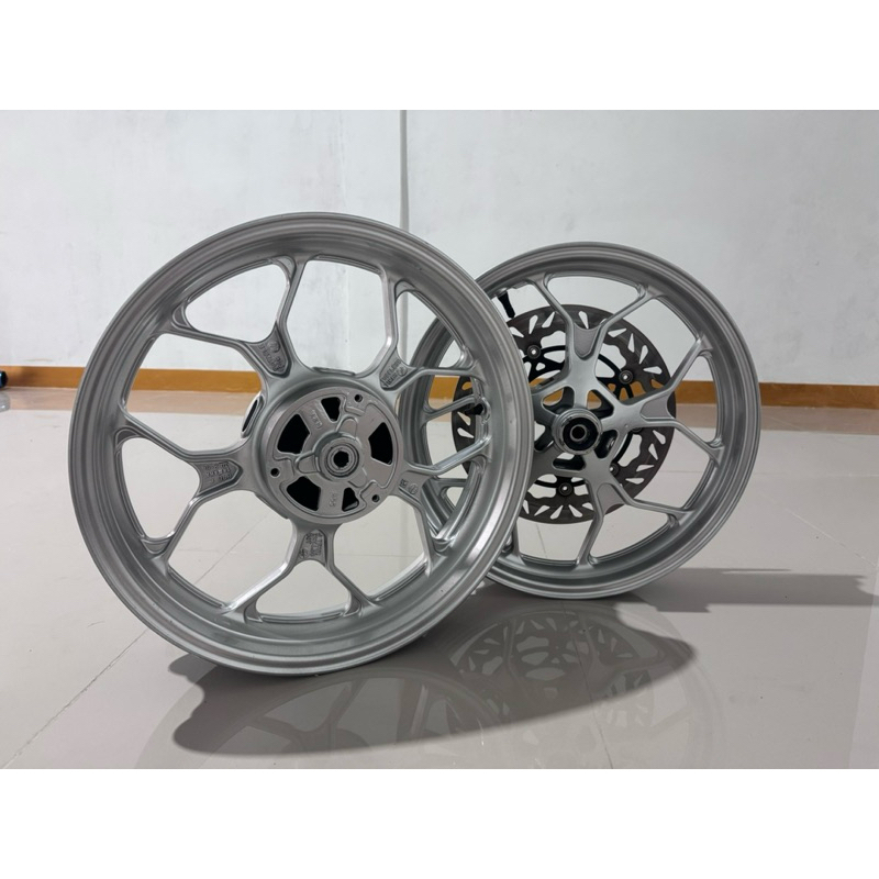 Jual Velg motor R25 Habis Repaint Silver Metalik Velg Original + disc ...