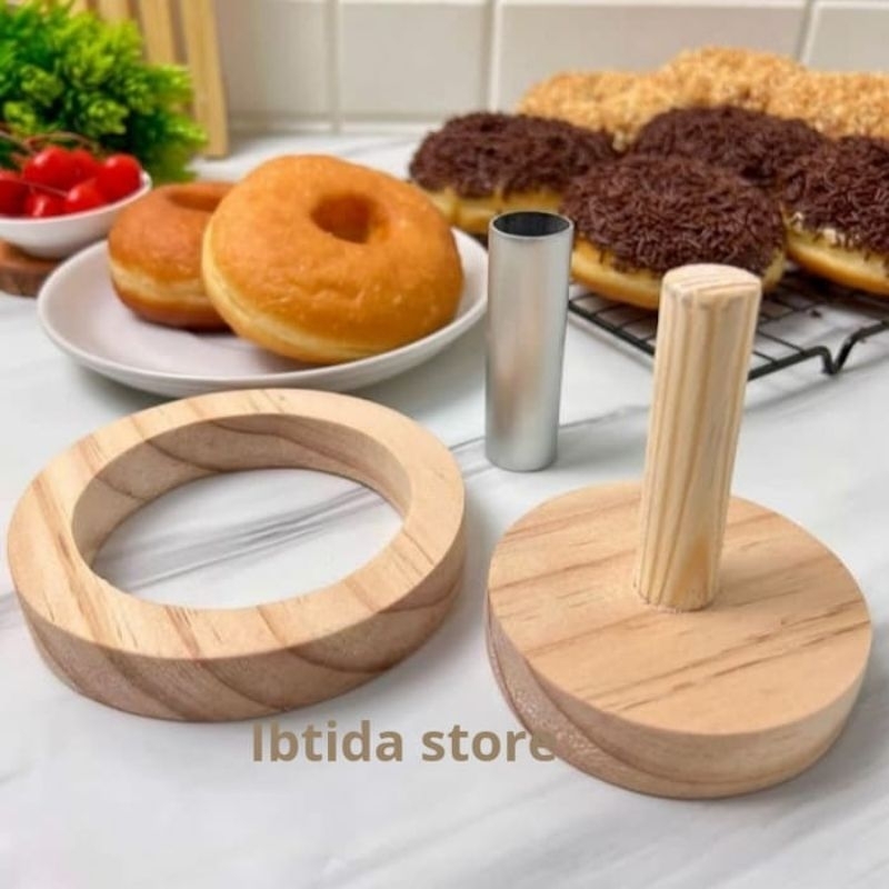 Jual Cetakan Donat kayu1lubang 1set (3pcs) cetakan +penekan +pembolong ...