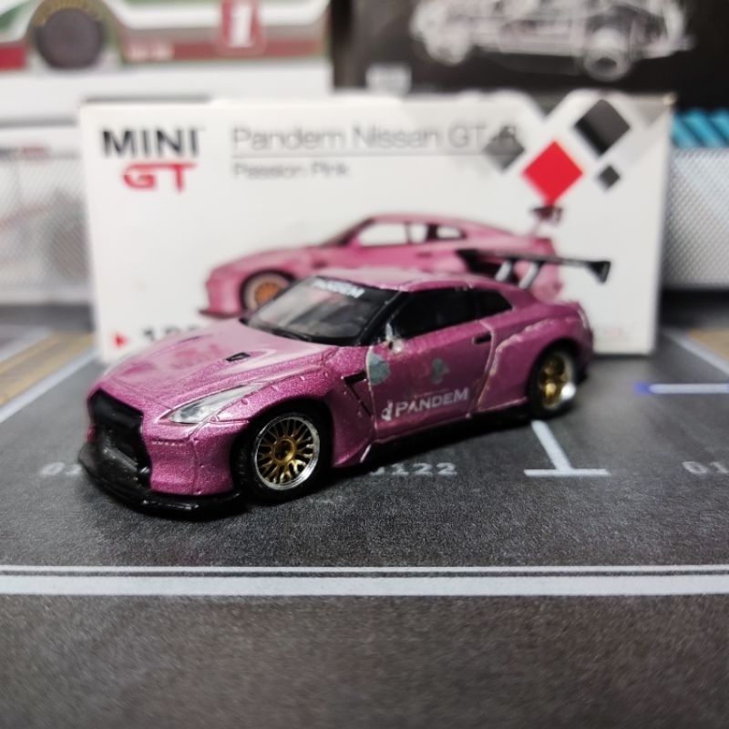 Jual Nissan R35 Pandem Passion Pink (MINUS) | Shopee Indonesia