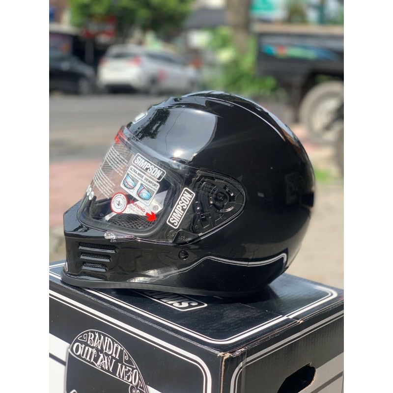 Jual HELM SIMPSON SPEED BANDIT BLACK GLOSSY | Shopee Indonesia