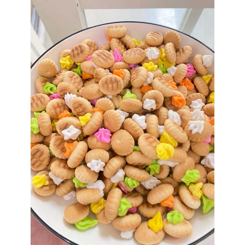 Jual Bunga gem / roti kembang / gem rose / roti kancing (250g) | Shopee ...