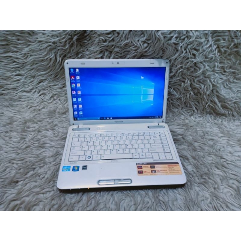 Jual Laptop Toshiba Satelite L745 Ram 8gb HDD 500gb core i5 gen2 Siap pakai | Shopee Indonesia