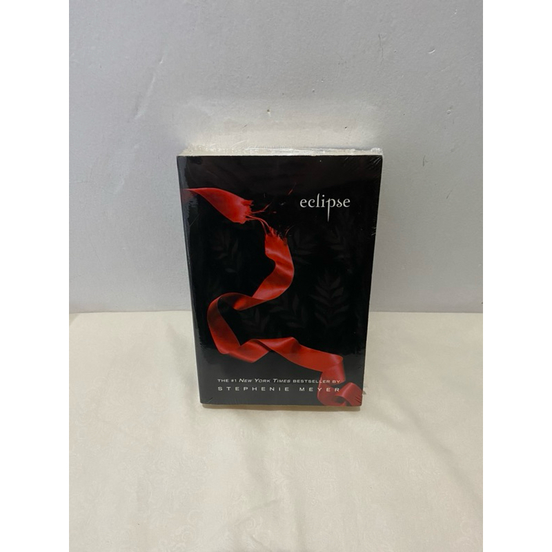 Jual [Novel Bahasa Inggris] Preloved - Eclipse by Stephenie Meyer | Shopee Indonesia