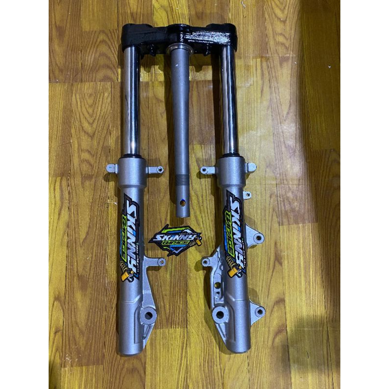 Jual shock depan ADV sudah upgrade dan rebound dan pnp siap kompetisi ...