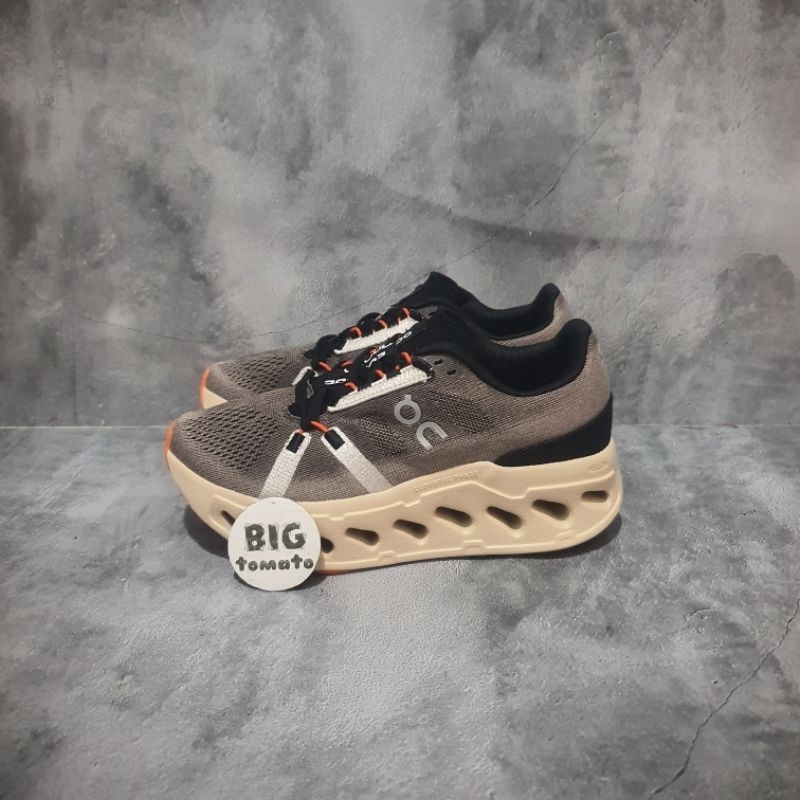 Jual on cloudeclipse fade sand premium original | Shopee Indonesia