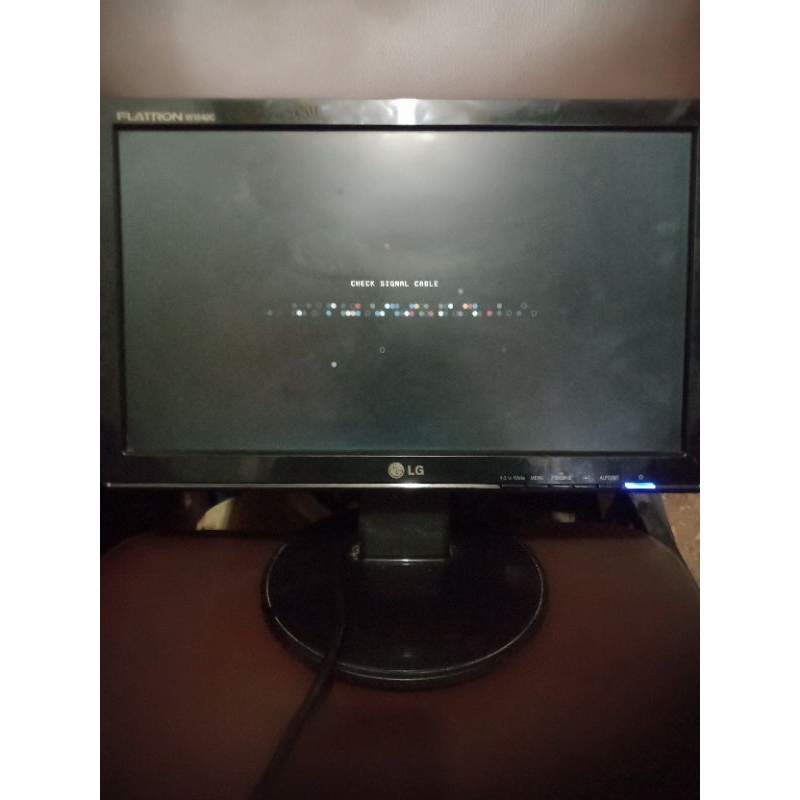 Jual monitor LG.16 in. normal bekas pakai plus kabel power | Shopee ...