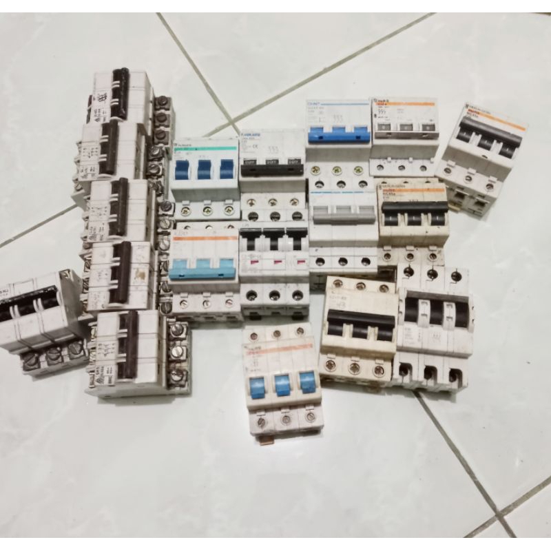Jual mcb 3phas ber macam amper dan merek, varian | Shopee Indonesia