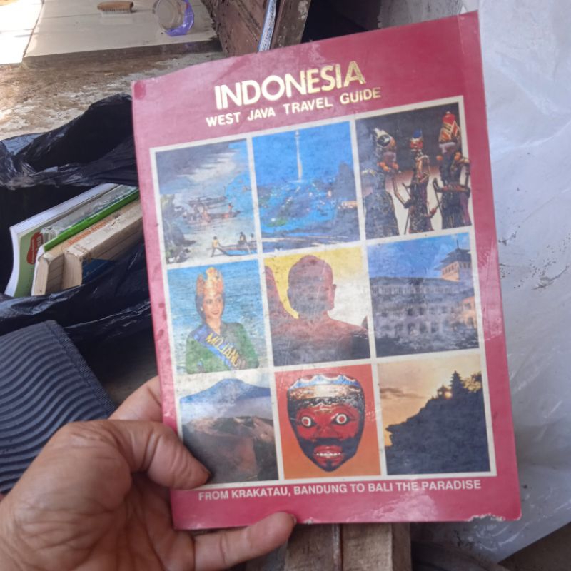 Jual buku Indonesia west Java travel guide buku berbhs Inggris buku original | Shopee Indonesia