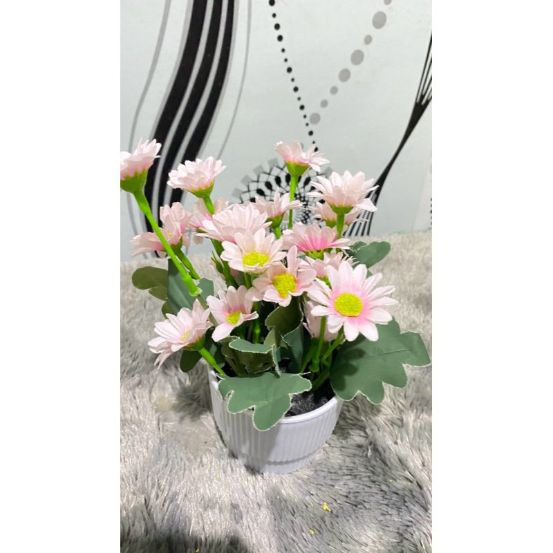Jual Tanaman bunga hias palsu plastik aster dan seruni | Shopee Indonesia