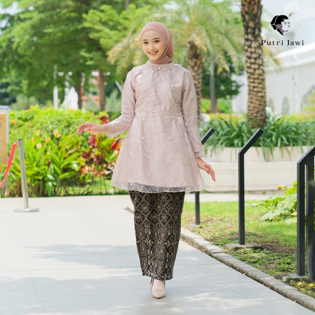 Jual Putri Jawi Official - Setelan Kebaya Brokat Tansara Modern Rok ...