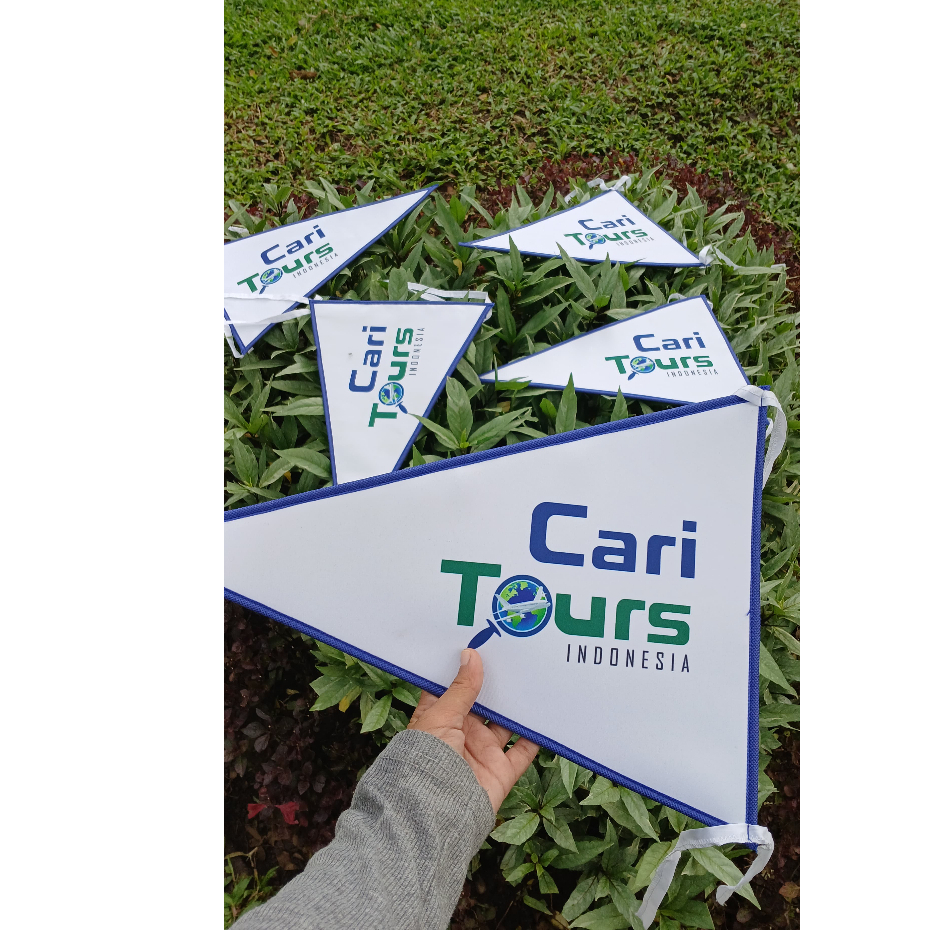 Jual Bendera Travel Custom/Bendera Pemadu Wisata Desain Custom/Bendera ...