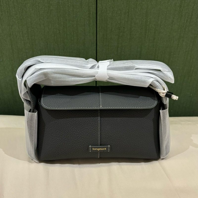 Jual BRAND NEW Songmont Small Drippy Roof Bag - Stardust | Shopee Indonesia