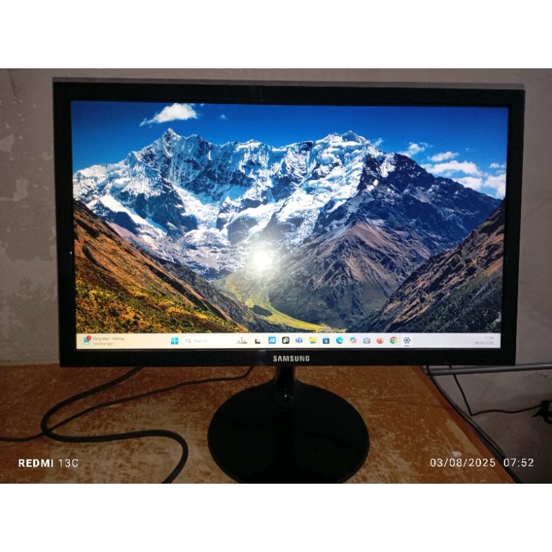 Jual Monitor LED SAMSUNG LS19F350 19 inch wide screen normal | Shopee ...