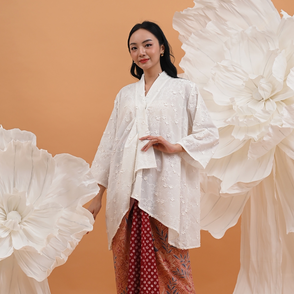 Jual NONA RARA - Elefa Basic Rayya T3966, Baju kerja blouse batik ...