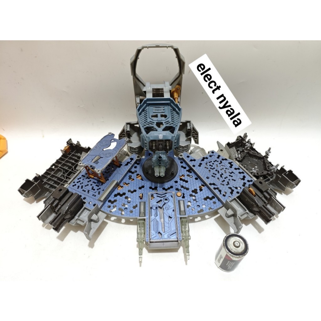 Jual Transformers dark of the moon dotm autobot ark spaceship vehicle ...