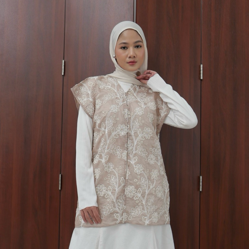 Jual ByNeeth Julia Vest - Embroidery - Vest bunga - Baju lebaran ...