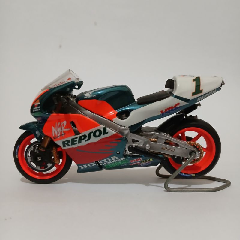Jual Diecast Motogp Saico 1/18 Honda NSR500 Michael Mick Doohan Repsol ...
