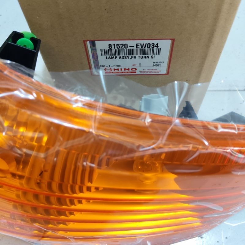 Jual LAMPU SEN KIRI 81520-EW034 HINO 500 FM260JD LAMP ASSY FR TRUN ...