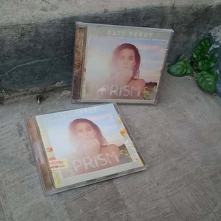 Jual CD ORIGINAL KATY PERRY ALBUM PRISM | Shopee Indonesia