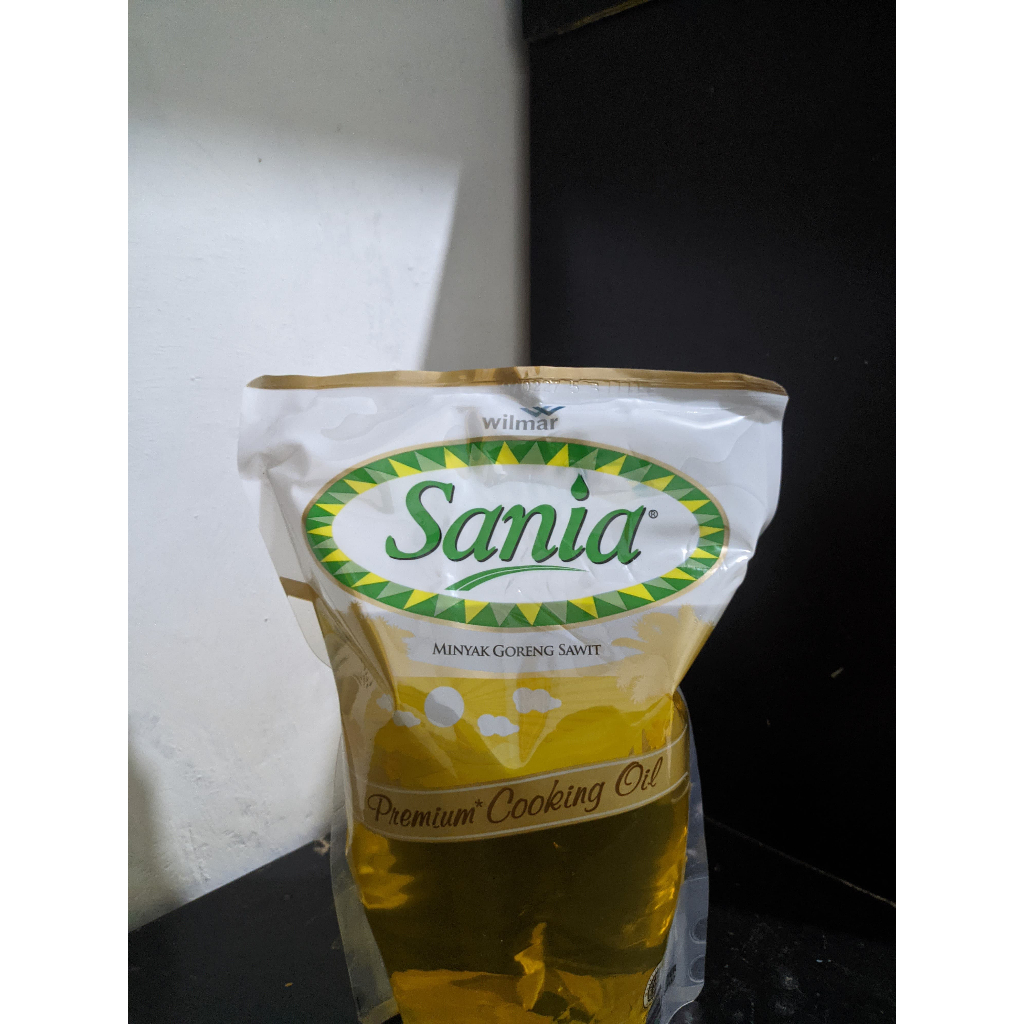 Jual Sania Minyak Goreng Sawit Premium Cooking Oil Pouch 2 Liter ...