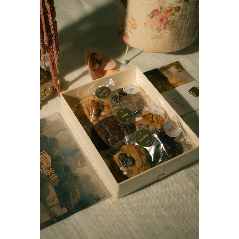 Jual RAYA HAMPERS RAMADHAN IDUL FITRI COOKIE BOX LEBARAN | Shopee Indonesia