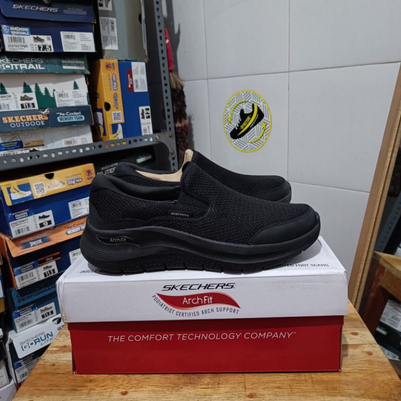 Jual Skechers Slip On Arch Fit 2.0 - Crayn Off White / Vallo Full Black ...