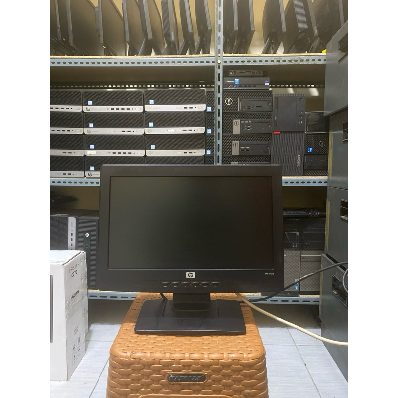 Jual monitor hp 15 inci w15e wide scren layak pakai | Shopee Indonesia