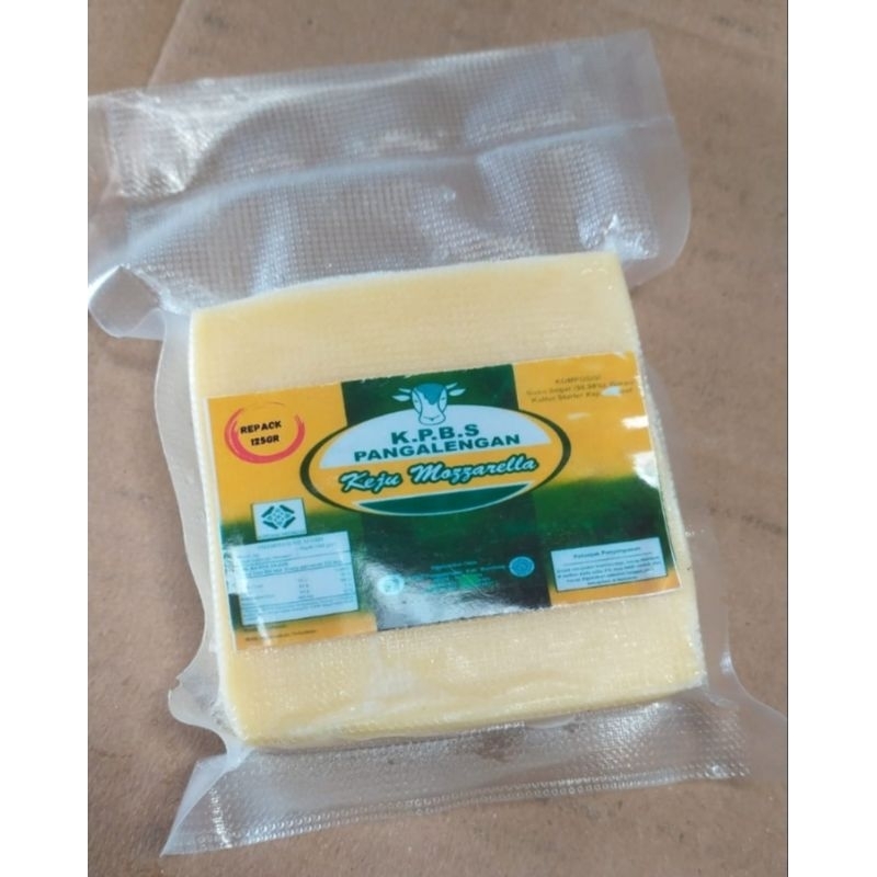 Jual (125 GRAM) REPACK!!!! Keju Mozzarella KPBS Pangalengan | Shopee ...