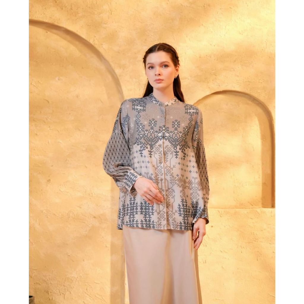 Jual Heaven Lights - Lunara Blouse - Atasan Blouse Wanita | Shopee ...