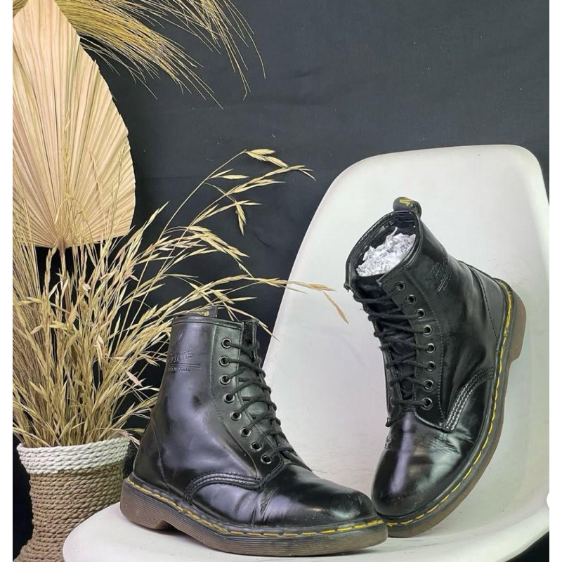 Jual Sepatu Docmart MIE | Shopee Indonesia