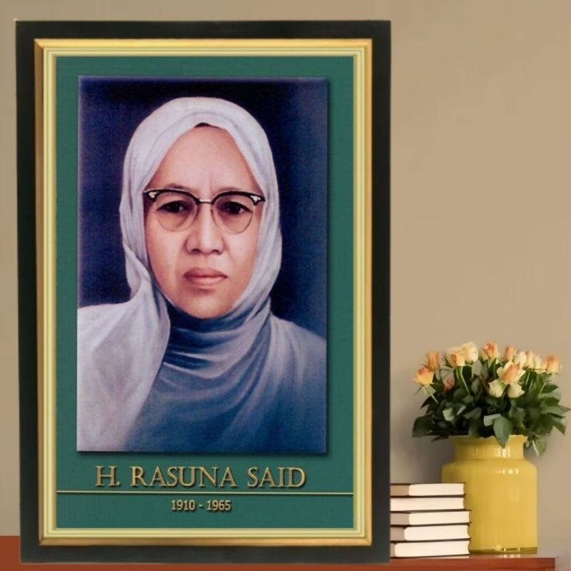 Jual hiasan dinding poster pahlawan H. Rasuna said plus bingkai ukuran ...