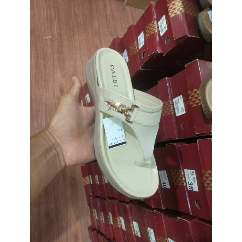 Jual B SANDAL WEDGES JEPIT CALBI PEREMPUAN TERBARU 2025 | Shopee Indonesia