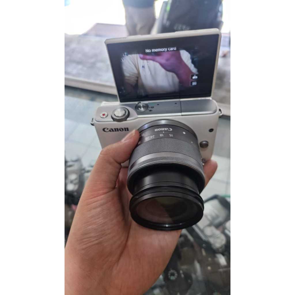 Jual CANON EOS M10 Kit 15-45mm X | Shopee Indonesia