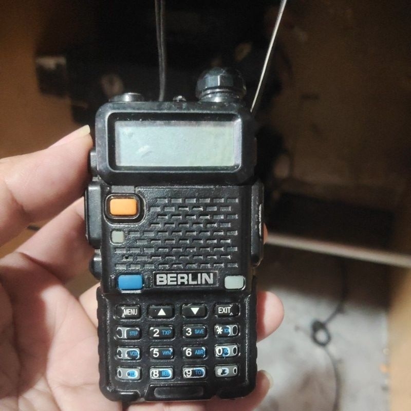 Jual HT BERLIN FM-V6R DUAL BAND HT BERLIN FMV5R | Shopee Indonesia