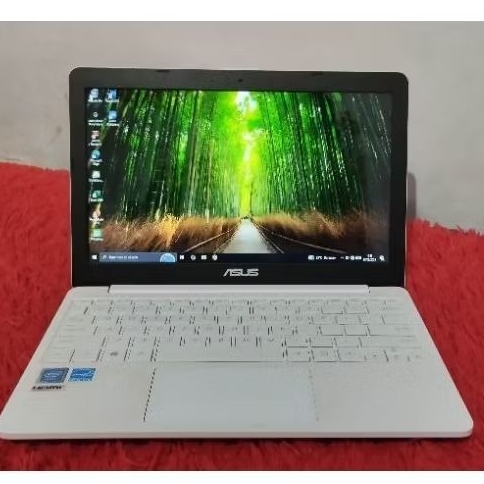 Jual Laptop notebook Asus e203M | Shopee Indonesia