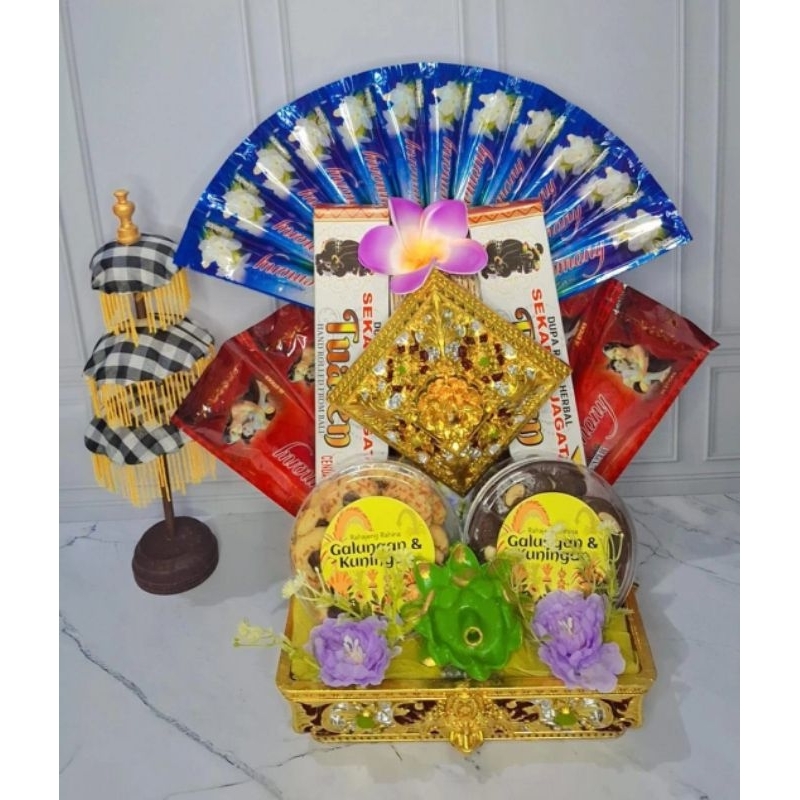Jual parcel galungan kuningan mewah/hampers galungan dan kuningan murah ...