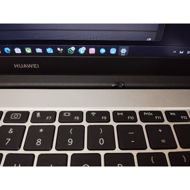 Jual laptop Huawei d15 (minus) | Shopee Indonesia
