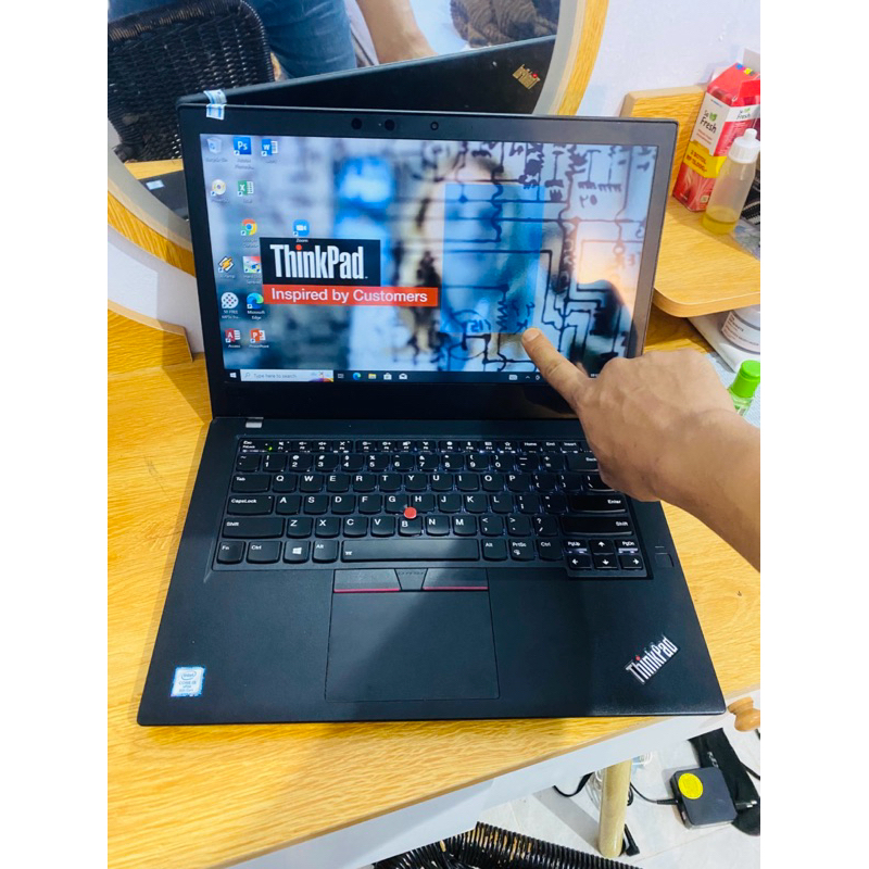 Jual lenovo Thinkpad T480 touchscreen. i5 gen 8. backlit keyboard ...