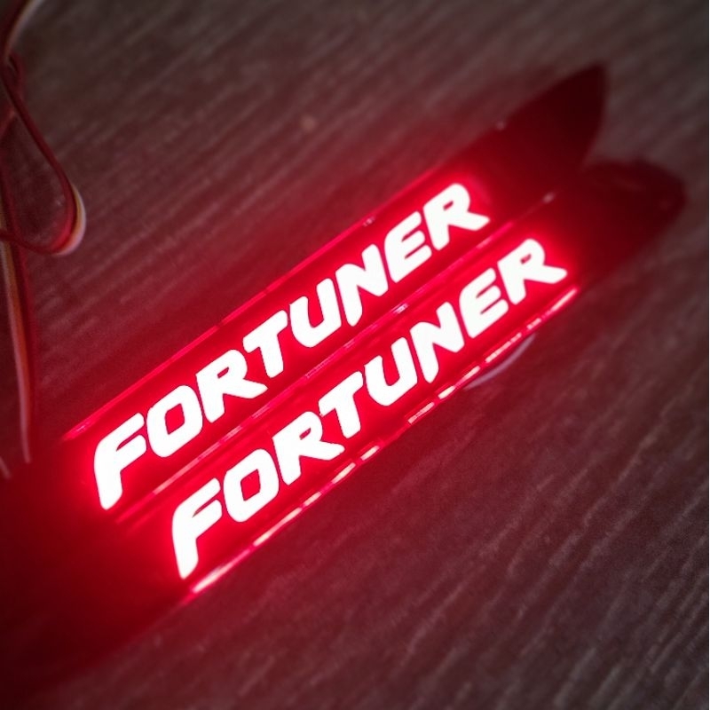 Jual reflektor lampu bumper belakang grand innova INOVA lama new barong ...