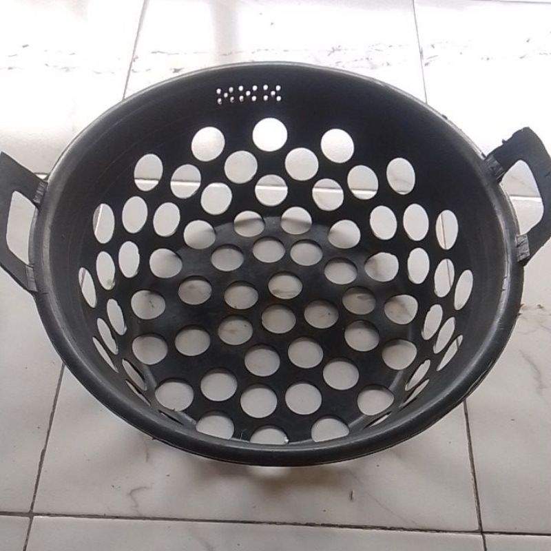 Jual EMBER SORTIR LELE NO 15 ATAU KONSUMSI 1KG ISI 8-9 EKOR | Shopee ...