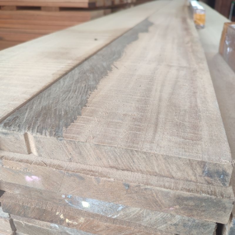 Jual Papan Kayu Bengkirai Damar Laut Asli Kalimantan Untuk Dinding ...