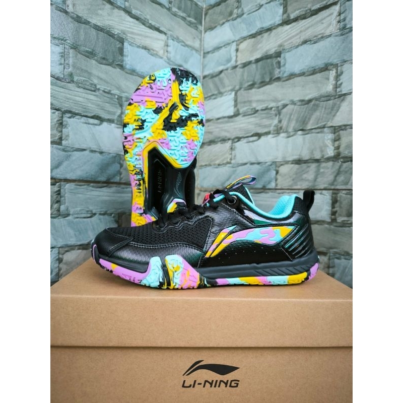 Jual RB SEPATU BADMINTON LINING SAGA LITE 9 Terbaru FREE KAOS KAKI ...