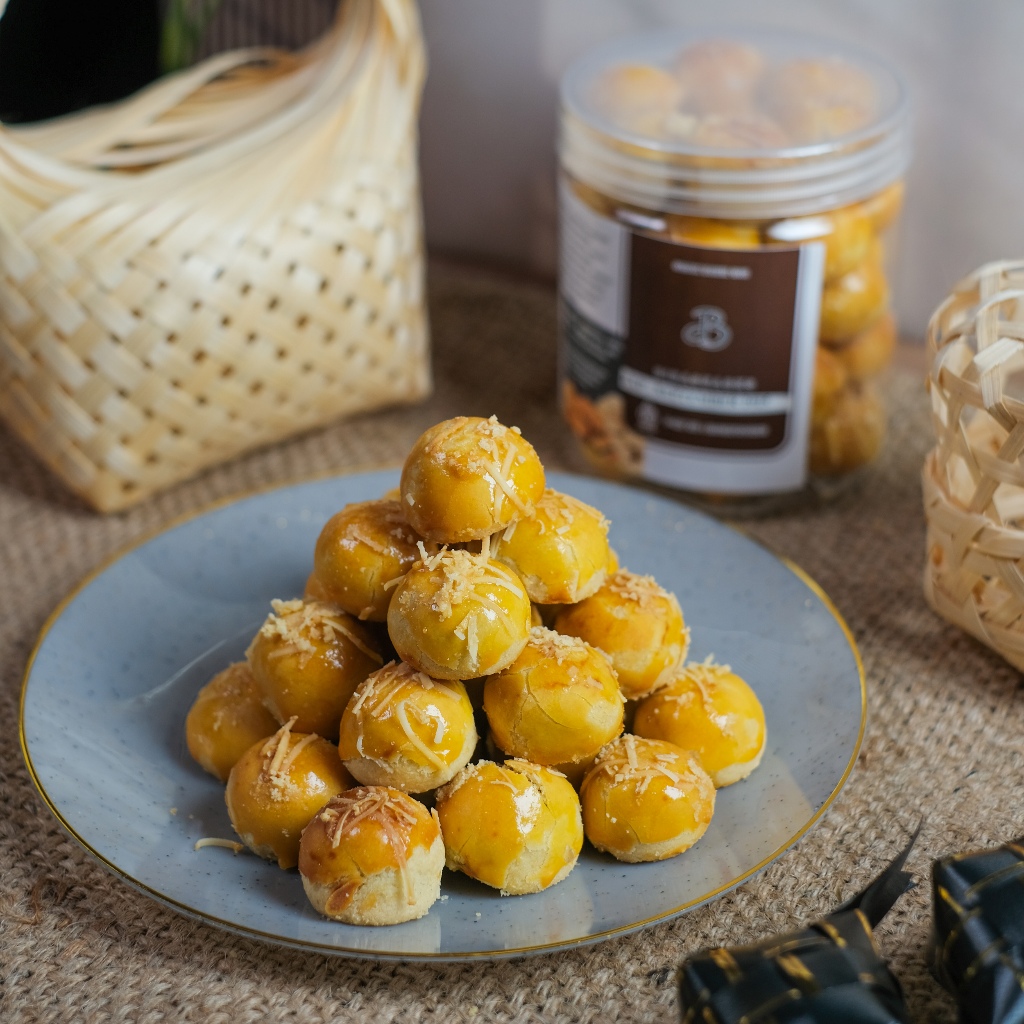 Jual Kue Nastar Spesial Keju Beli 1 Toples Gratis 1 Kemasan Pouch Kue ...