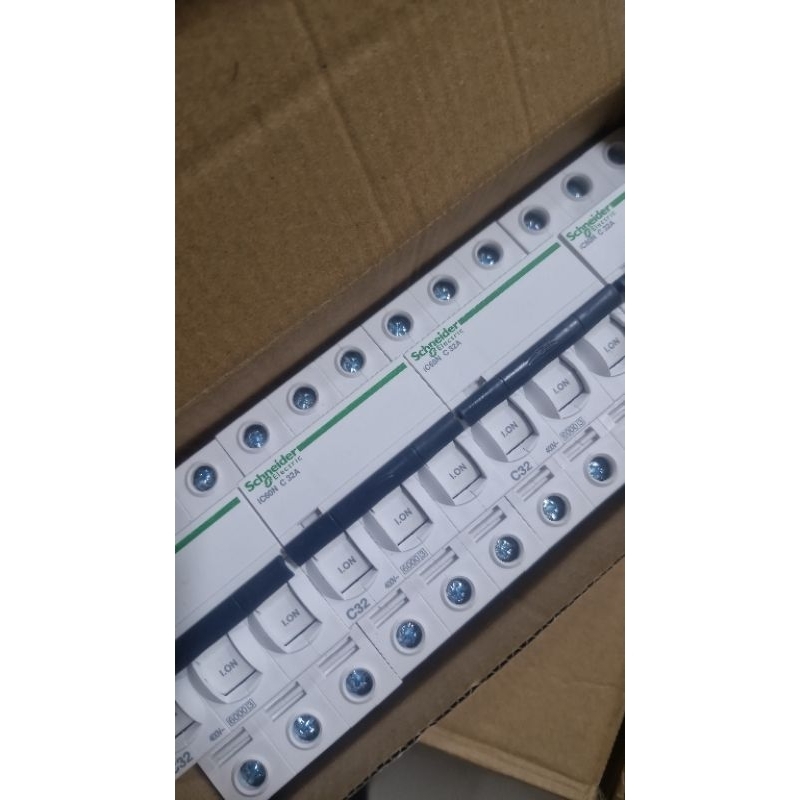 Jual MCB SCHNEIDER IC60N 3P 6A 10A 16A 20A 25A 32A 40A 50A 63A ORIGINAL SNI | Shopee Indonesia