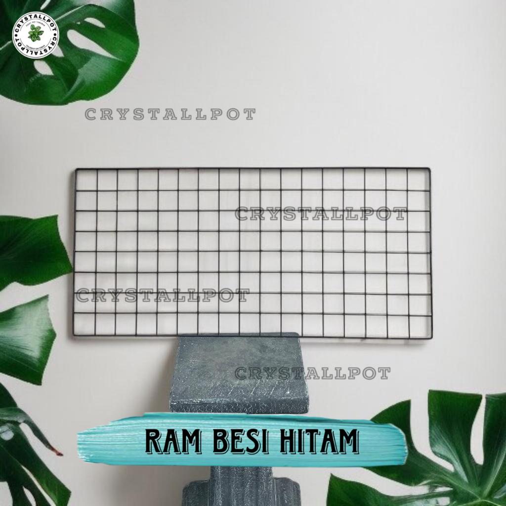 Jual Ram Besi Hitam Pot Bunga Gantung Gantungan Pot Tempel Argo - RAM ...