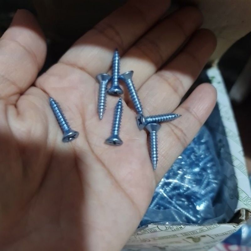 Jual paku sekrup baut fitting 1,8cm 1.8cm ( 20pc ) | Shopee Indonesia