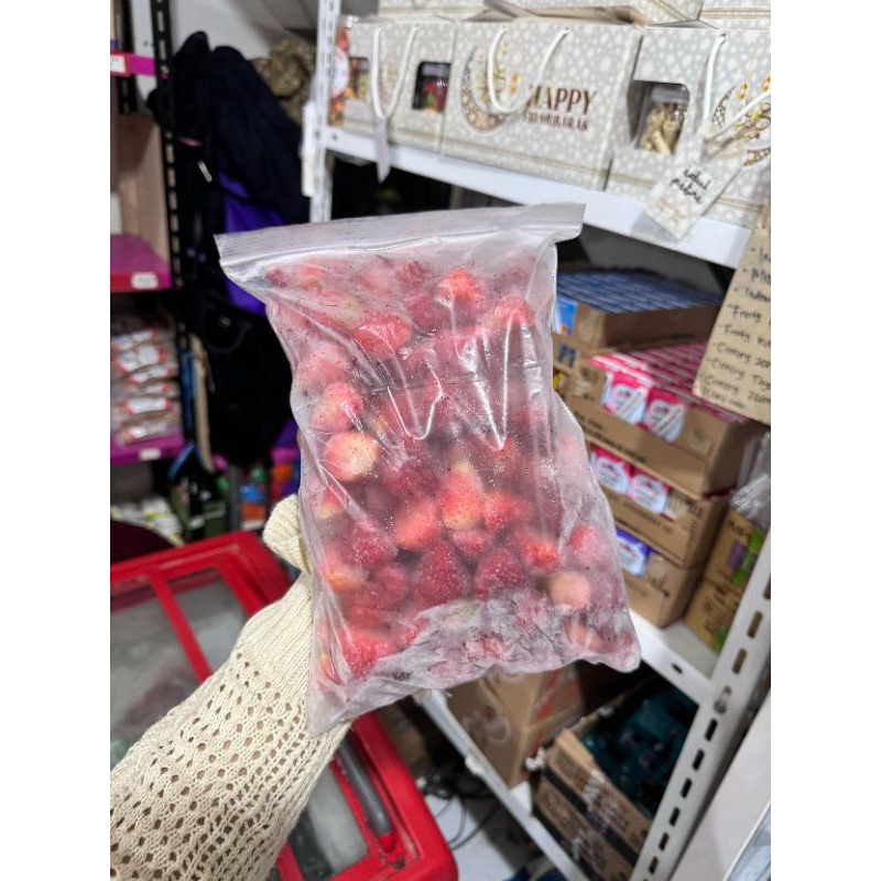 Jual Strawberry Frozen 1kg | Shopee Indonesia