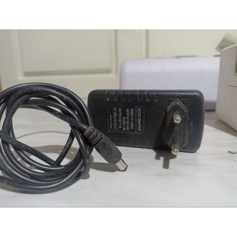 Jual Adaptor 12 Volt nyala normal | Shopee Indonesia