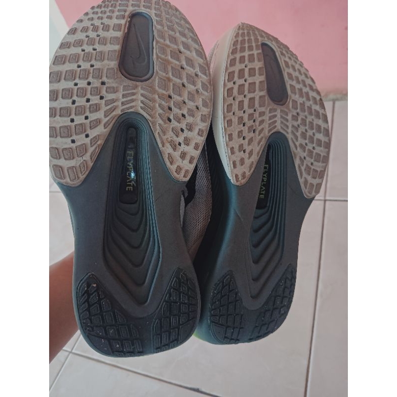 Jual sepatu running preloved | Shopee Indonesia