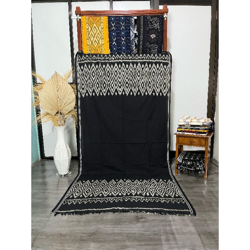 Jual Kain Tenun Nusantara Motif RANG-RANG FULL BLACK | Shopee Indonesia